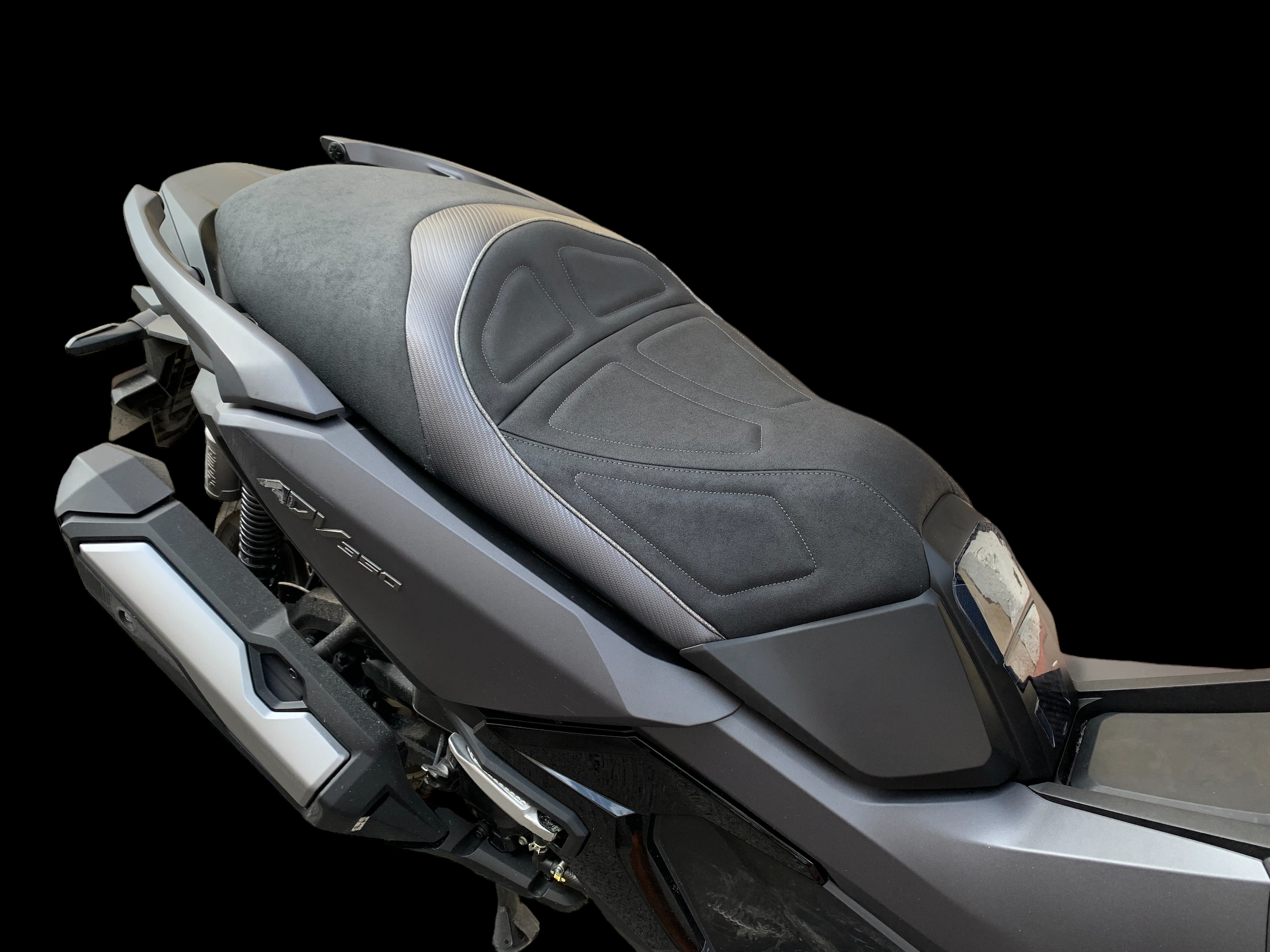 selle secondaire Honda ADV 350